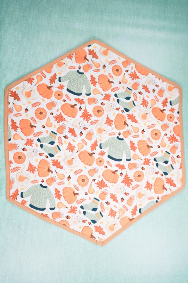 DIY Quilted Pie Table Topper • Heather Handmade