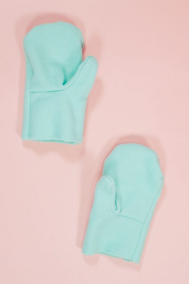 Free Mitten Sewing Pattern for Fleece • Heather Handmade