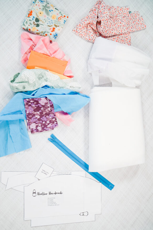 Free Curved Top Zipper Pouch Pattern • Heather Handmade